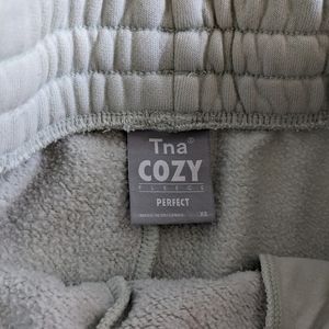 TNA | Pants & Jumpsuits | Tna Cozy Fleece Sweatpant | Poshmark